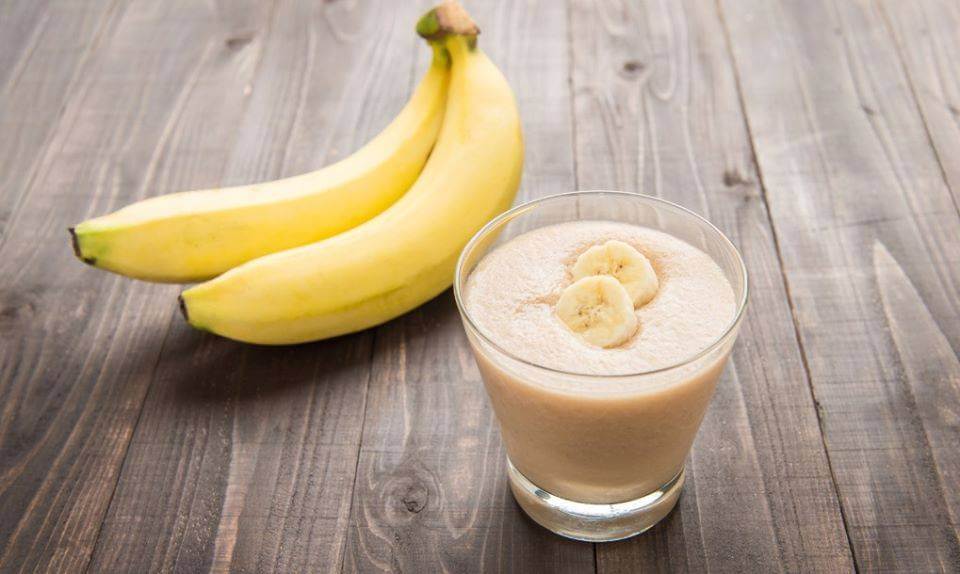 MilkShake de Banana - EuCozinhando - Receitas Fáceis, Comidas Saudáveis ...